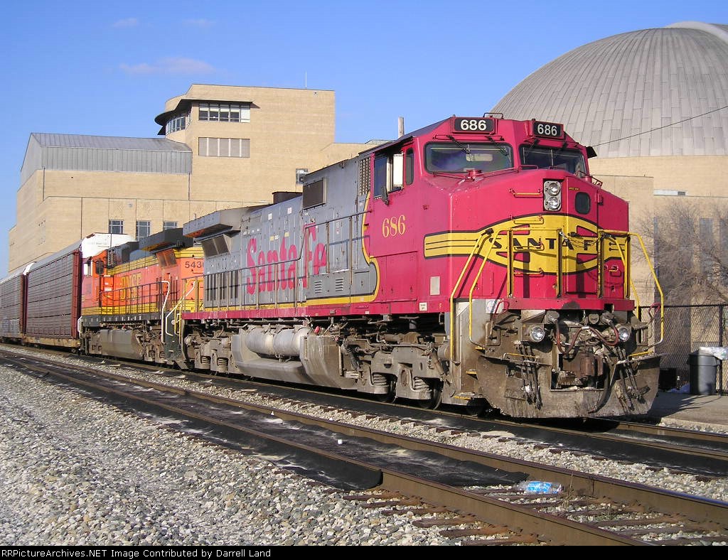 ATSF 686 On CSX Q 243 Southbound